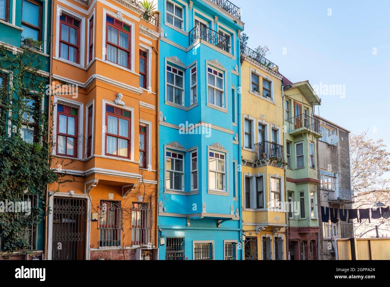 Balat and istanbul houses hi-res stock photography and images - Alamy