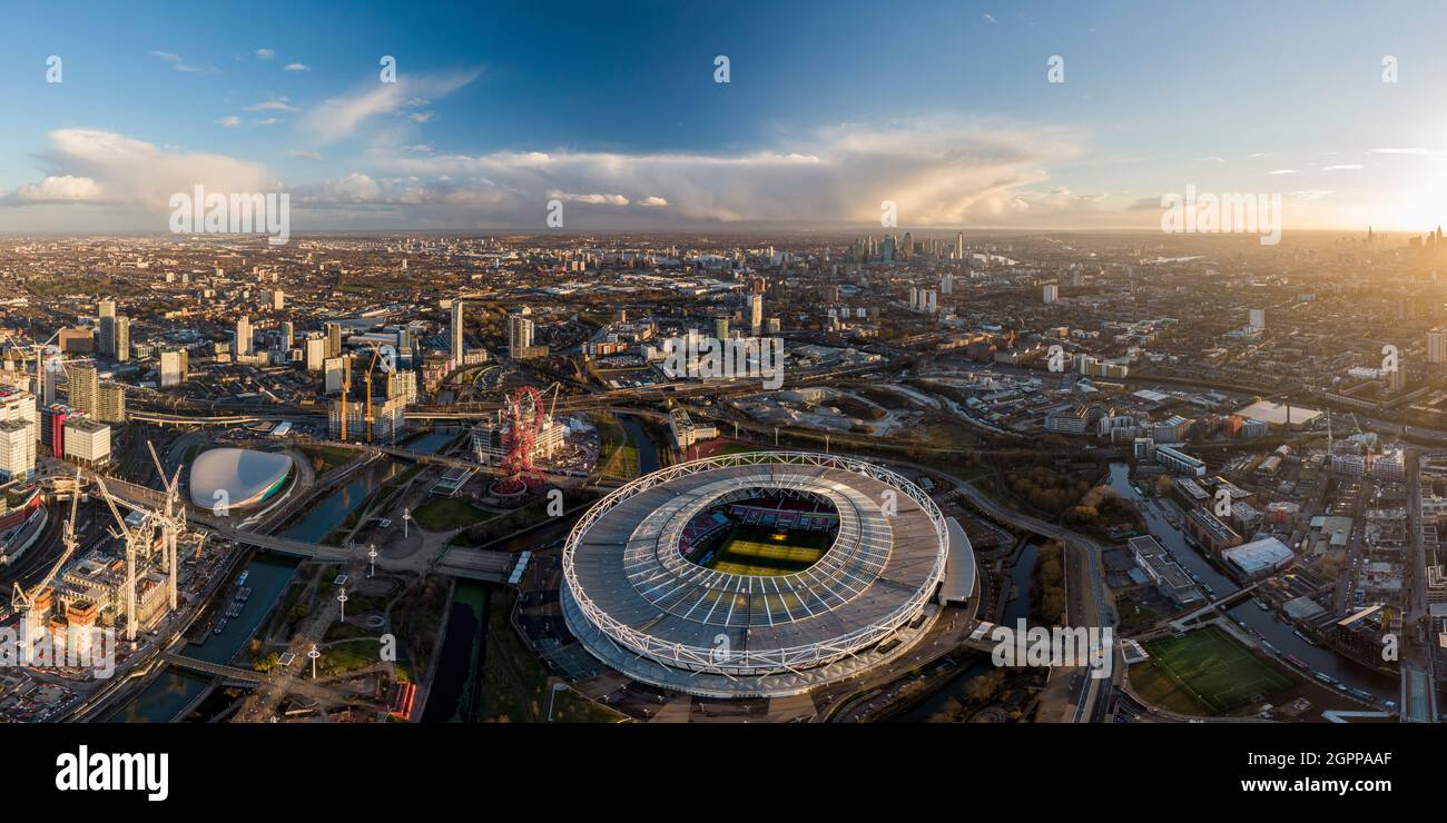 London olympic stadium aerial hi-res stock photography and images - Alamy