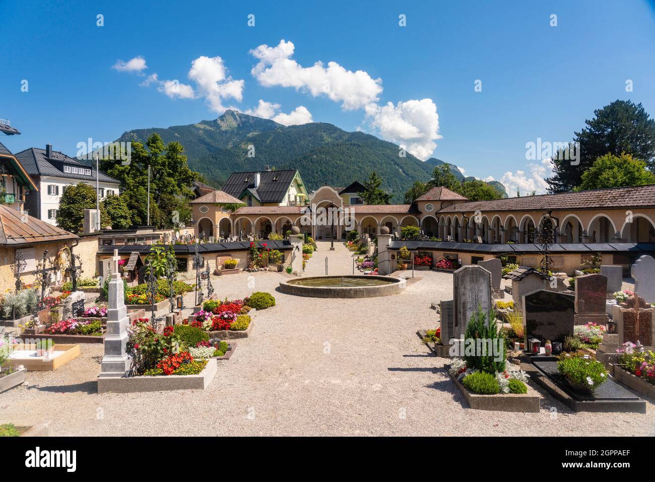 Gilgen hi-res stock photography and images - Alamy