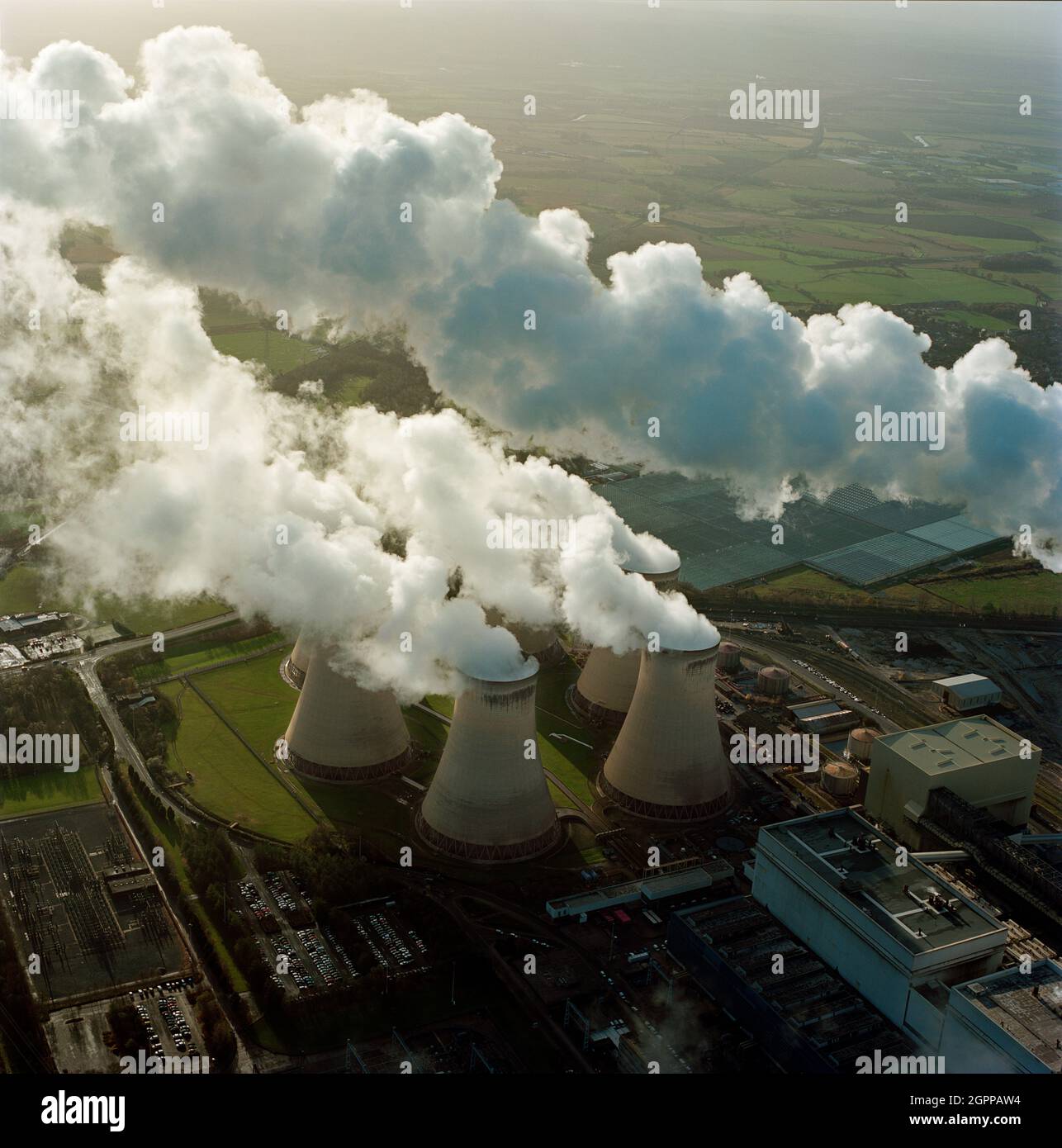 Steam power stations hi-res stock photography and images - Alamy