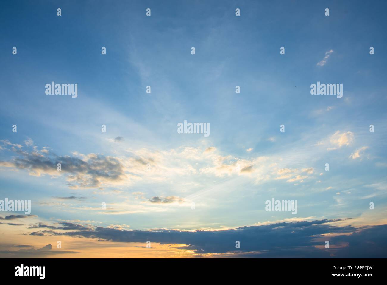 Beautiful sky When the sun shines Stock Photo - Alamy