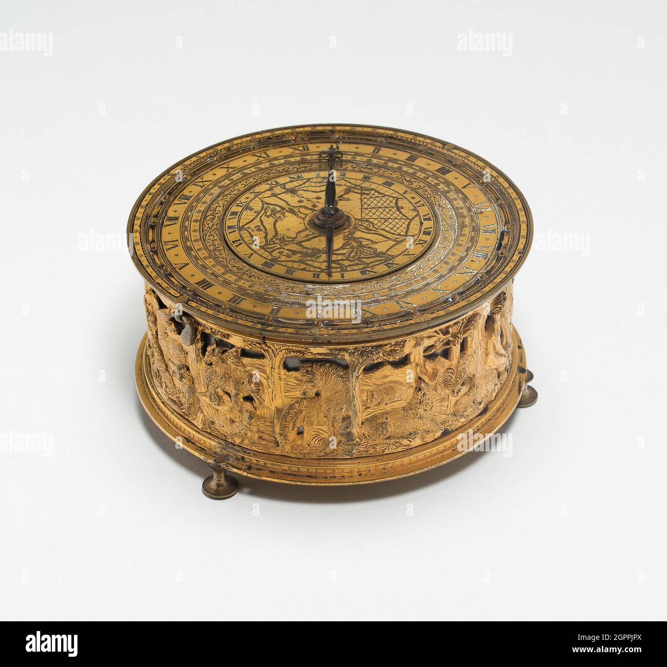 Gold table 16th century hi-res stock photography and images - Alamy