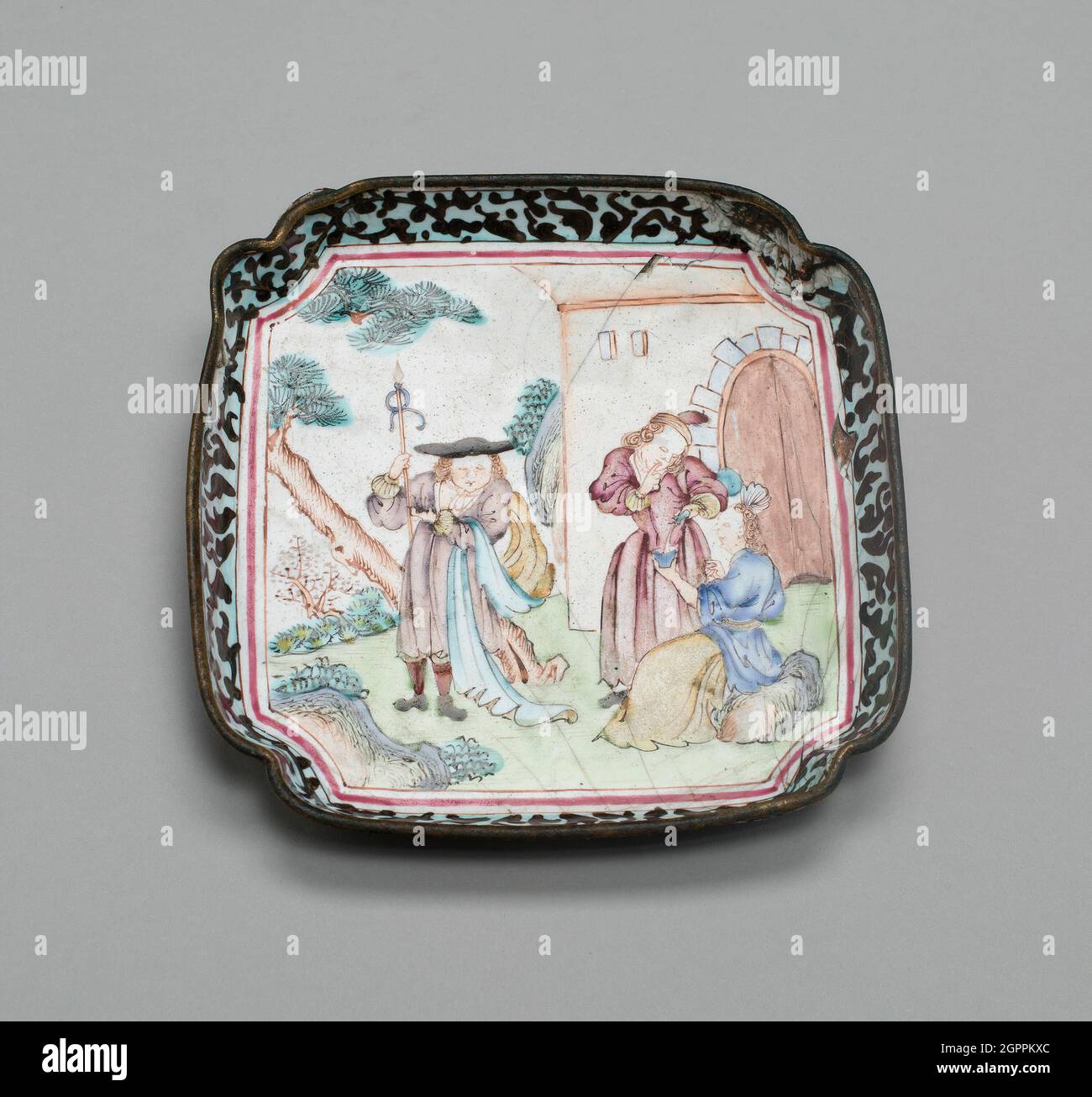 Chinese enamelled tray hi-res stock photography and images - Alamy