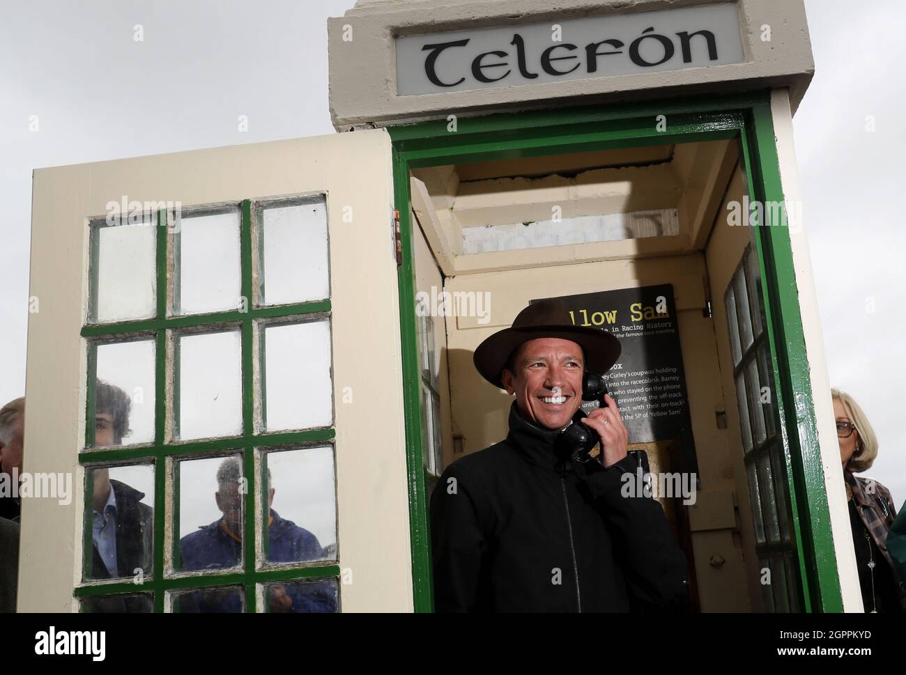 Frankie Dettori in the famous phone box before an auction to win a ...
