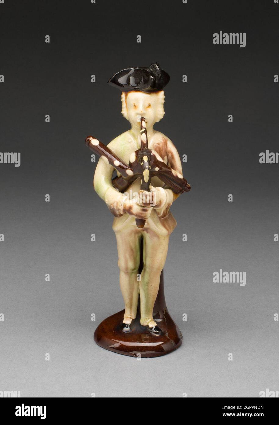 Antique bagpipes hi-res stock photography and images - Alamy
