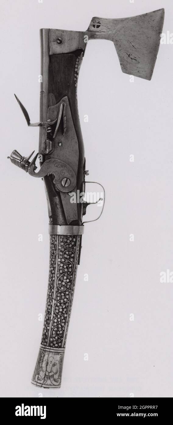 Axe pistol hi-res stock photography and images - Alamy