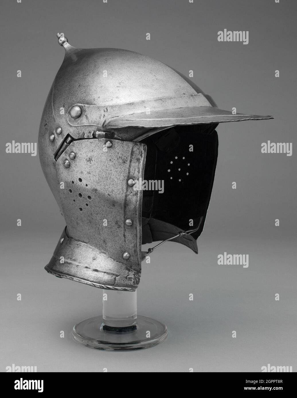 Burgonet hi-res stock photography and images - Alamy