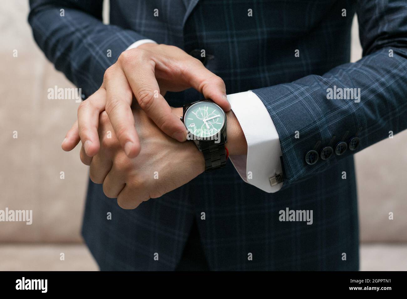 Being late for meeting hi-res stock photography and images - Alamy