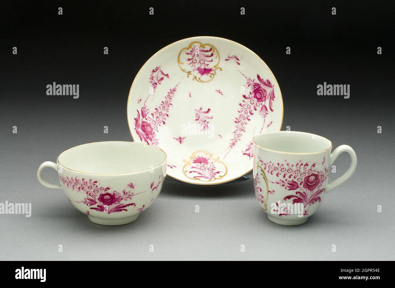 Teacup, Coffee Cup, and Saucer, Worcester, c. 1770 Stock Photo - Alamy