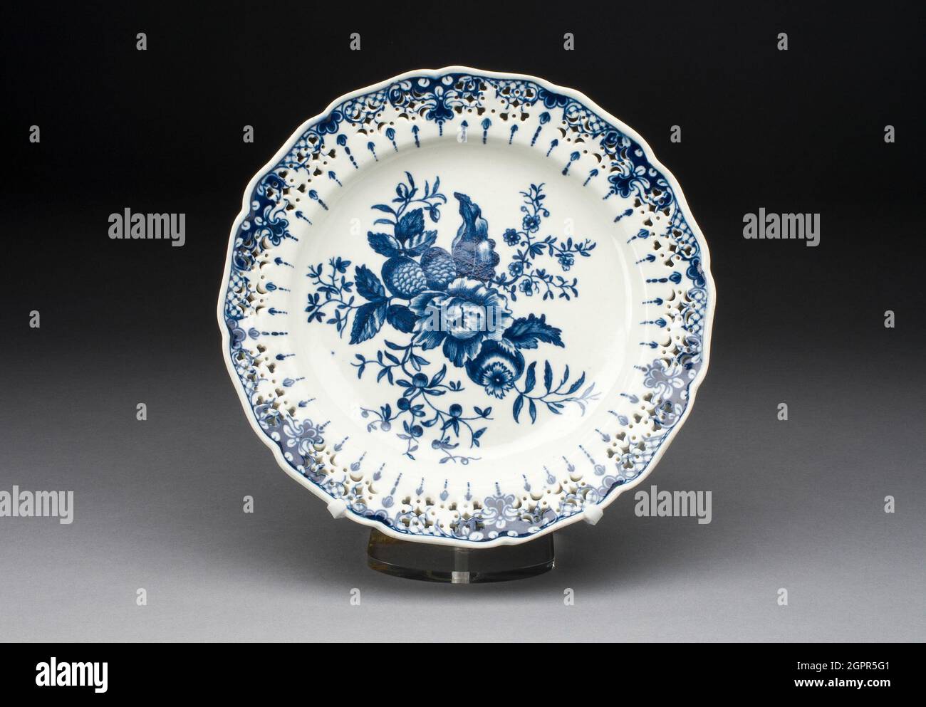 Royal worcester plate hi-res stock photography and images - Alamy