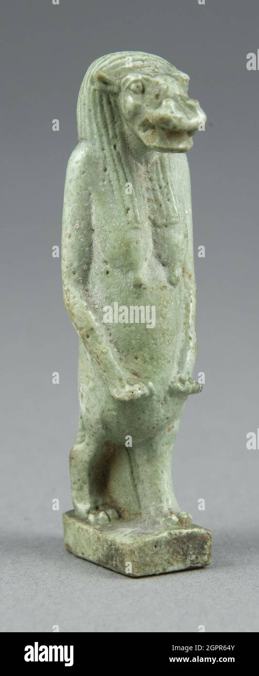 Childbirth 8th century hi-res stock photography and images - Alamy