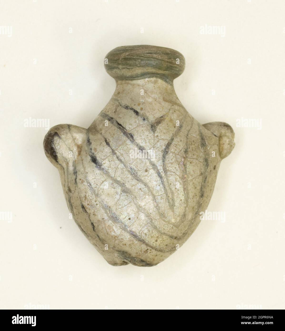 Ancient egyptian art heart hi-res stock photography and images - Alamy