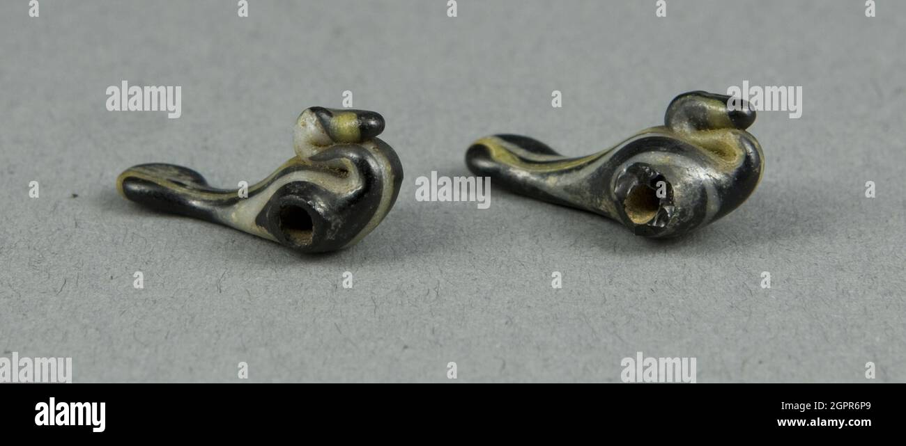 Amulet in the Shape of Two Ducks, Egypt, New Kingdom, Dynasties 18-19 ...