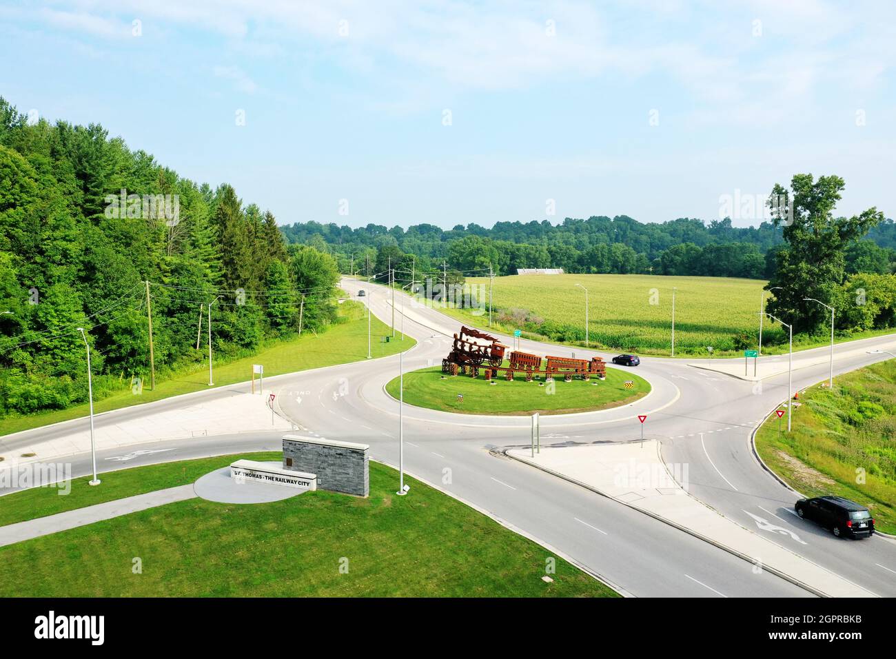 Aerial view roundabout sculpture hi-res stock photography and images ...