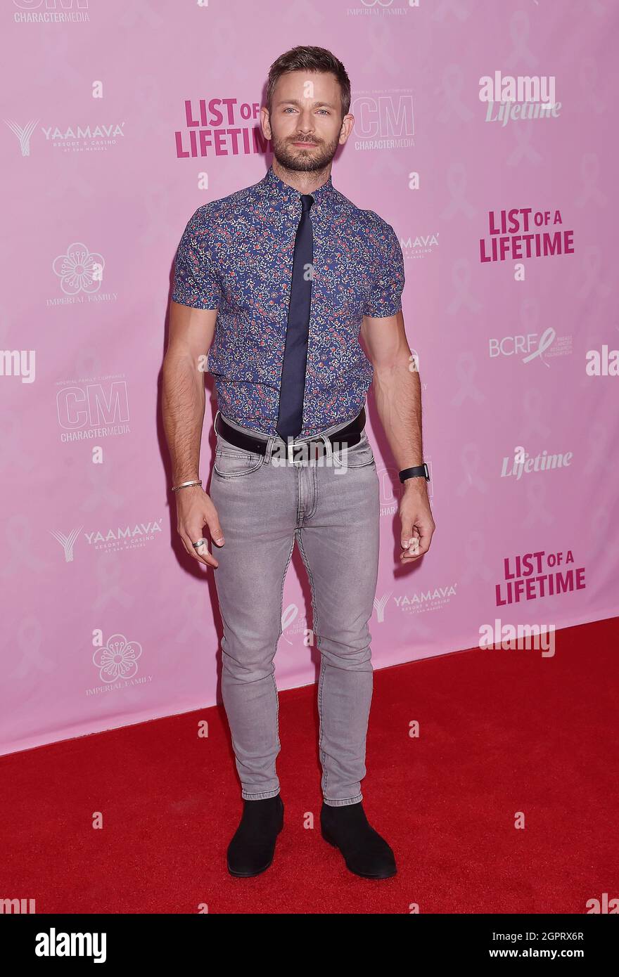 LOS ANGELES, CA - SEPTEMBER 29: Derek Yates attends the premiere of ...
