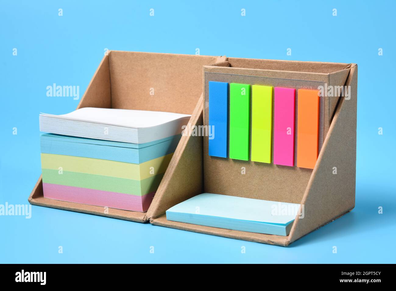 Sticky note cube hi-res stock photography and images - Alamy