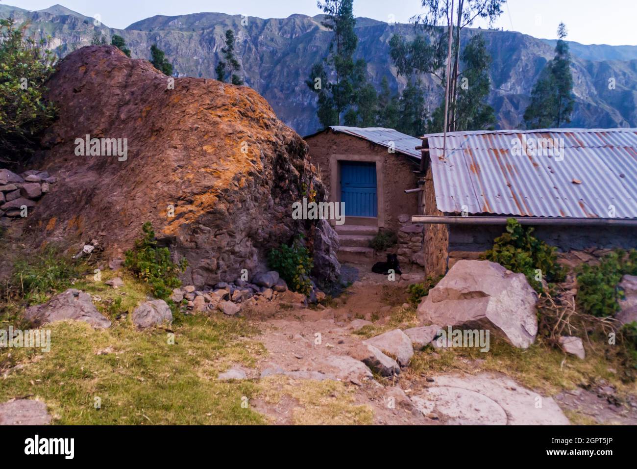 Tapay hi-res stock photography and images - Alamy