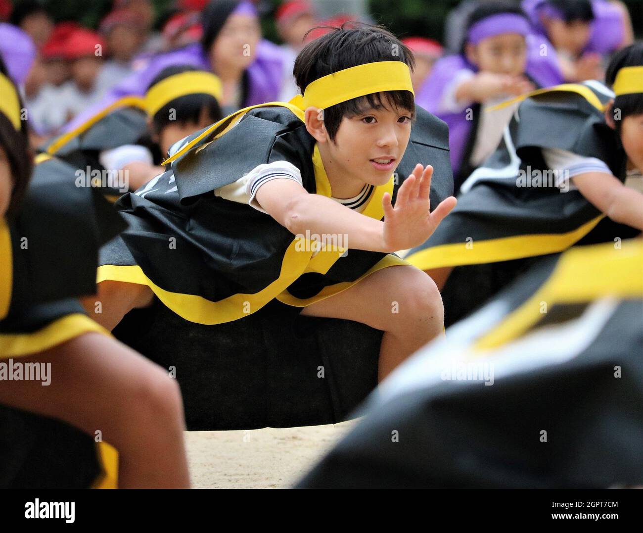 Large group of children cheering hi-res stock photography and images ...