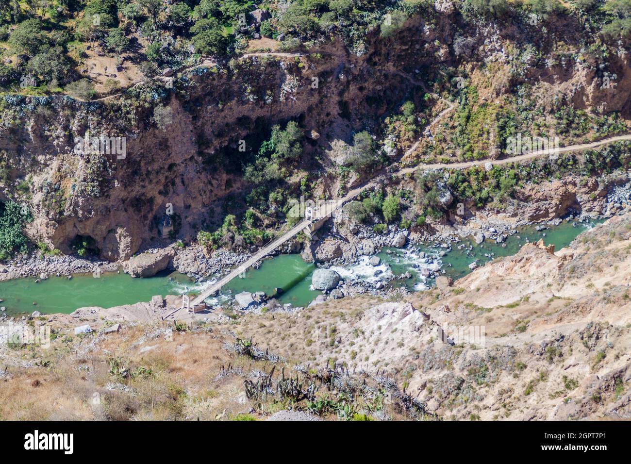 Inca grass bridge peru hi-res stock photography and images - Alamy