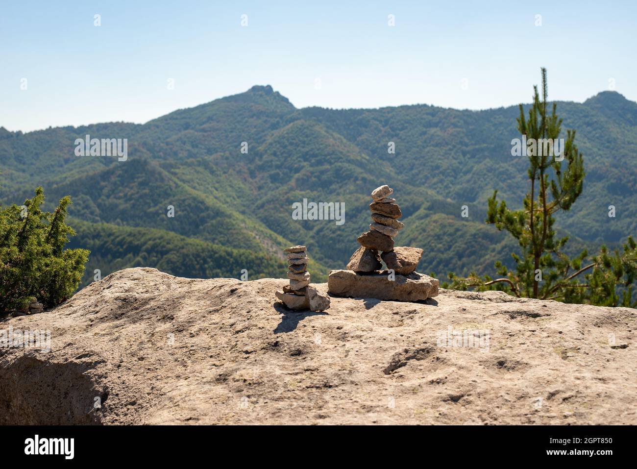 Summit pyramids hi-res stock photography and images - Alamy