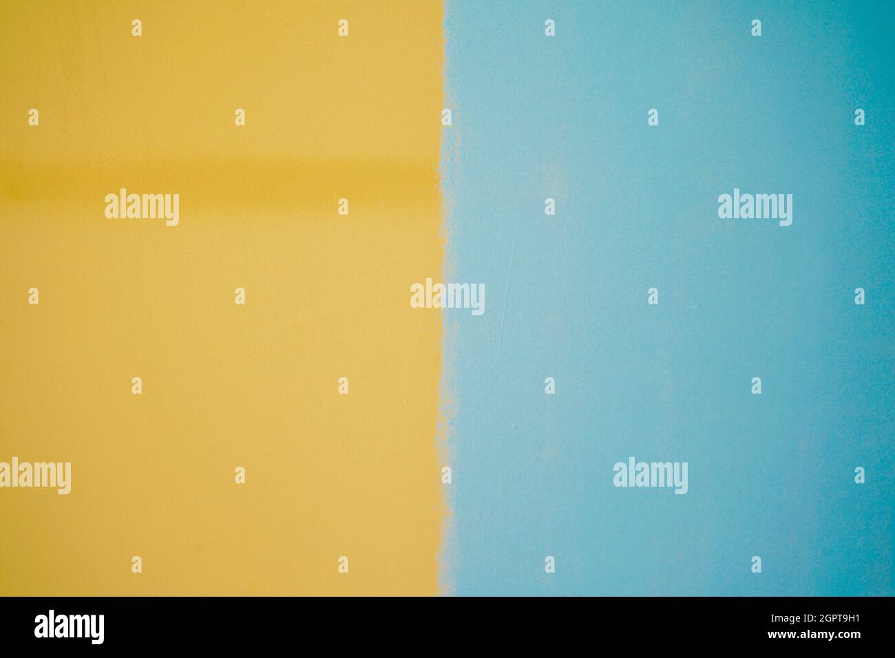 Two tone abstract painting hi-res stock photography and images - Alamy