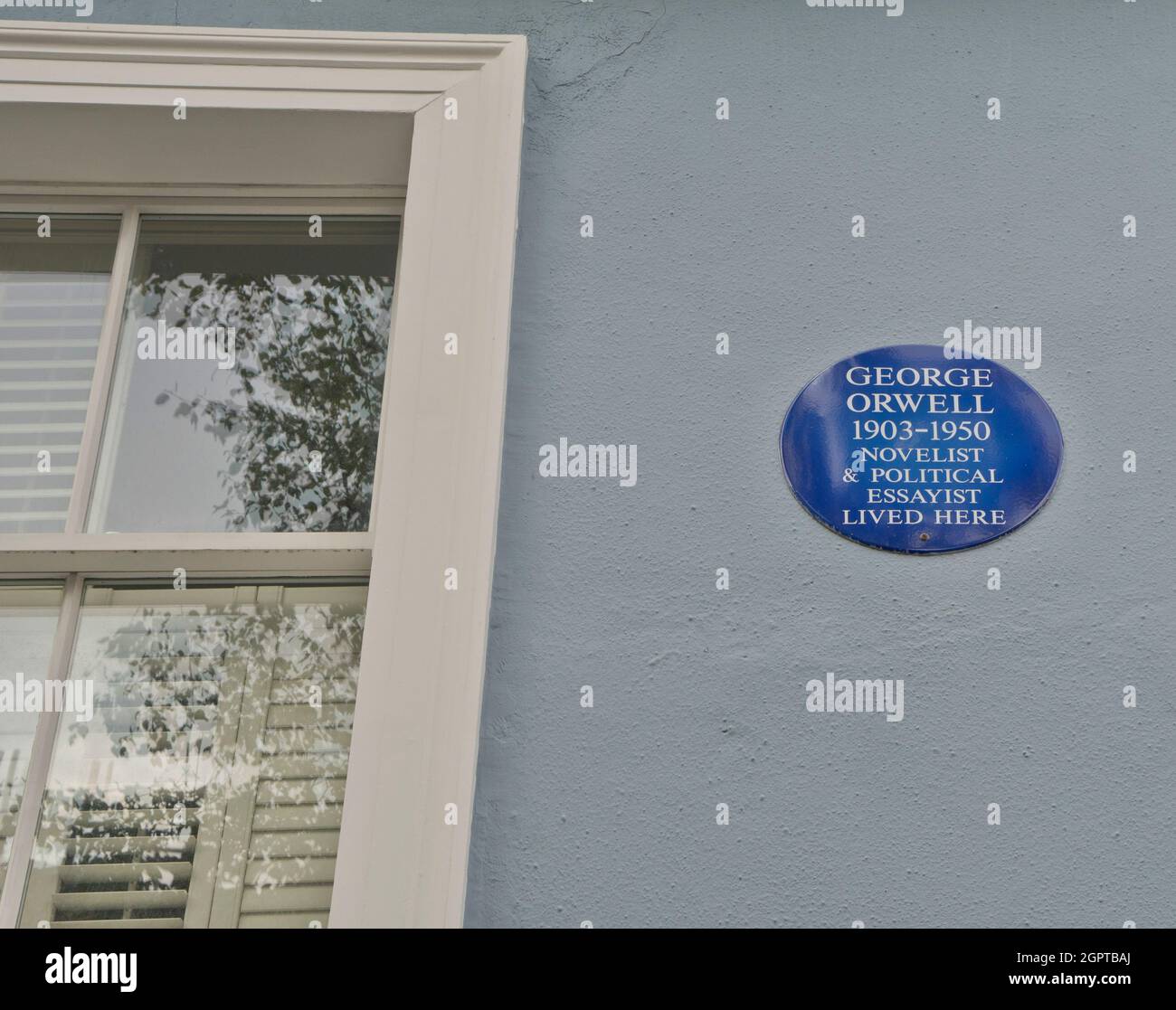Plaque to the memory of the famous writer George Orwell in a house ...