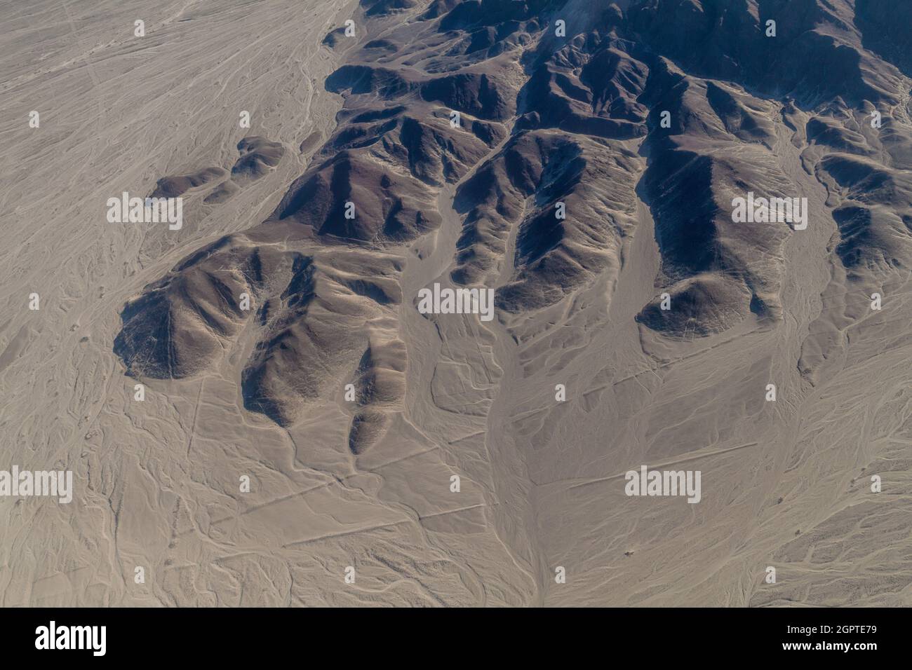 Nazca line mountain hi-res stock photography and images - Alamy