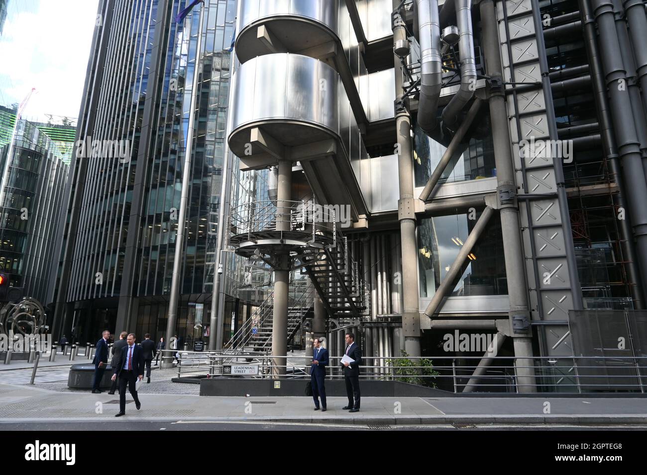Lloyds Building, futuristic architecture, London UK Stock Photo - Alamy