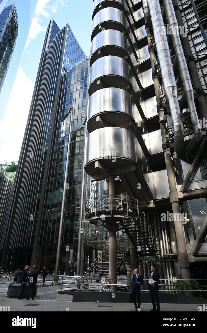 Lloyds Building, futuristic architecture, London UK Stock Photo - Alamy