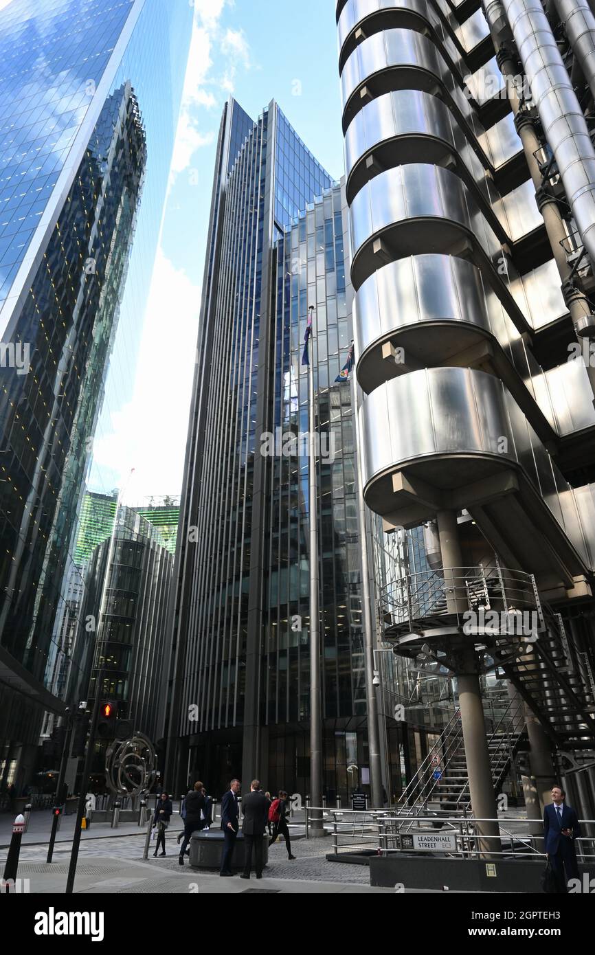 Lloyds Building, futuristic architecture, London UK Stock Photo - Alamy