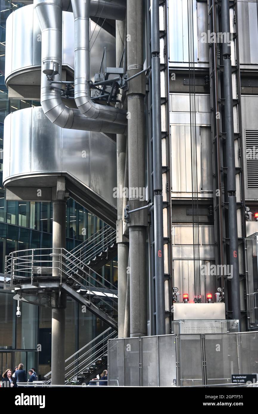 Lloyds Building, futuristic architecture, London UK Stock Photo - Alamy