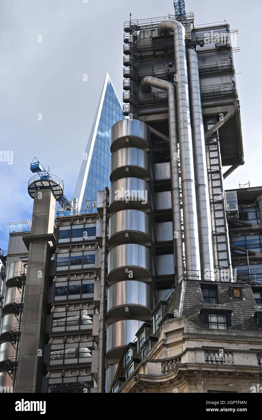 Lloyds Building, futuristic architecture, London UK Stock Photo - Alamy