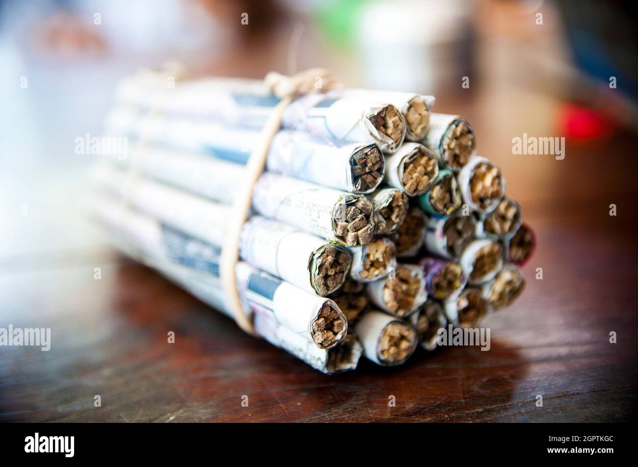 Cigar bundle hi-res stock photography and images - Alamy