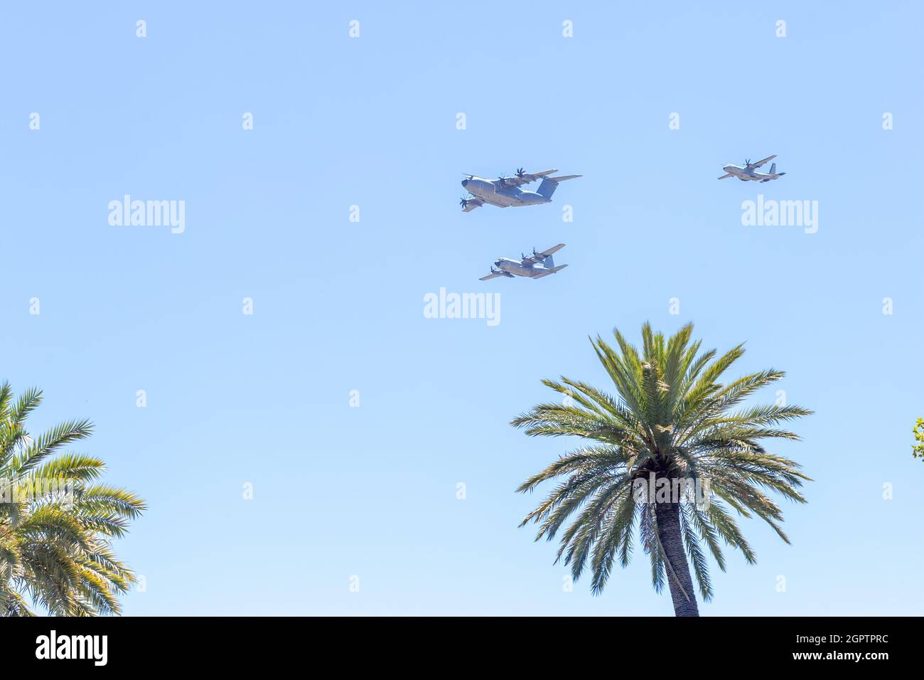 Modern military bomber hi-res stock photography and images - Alamy
