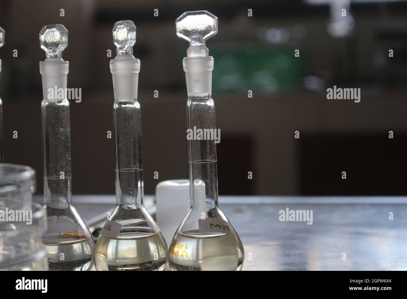 Laboratory Shaker High Resolution Stock Photography and Images - Alamy