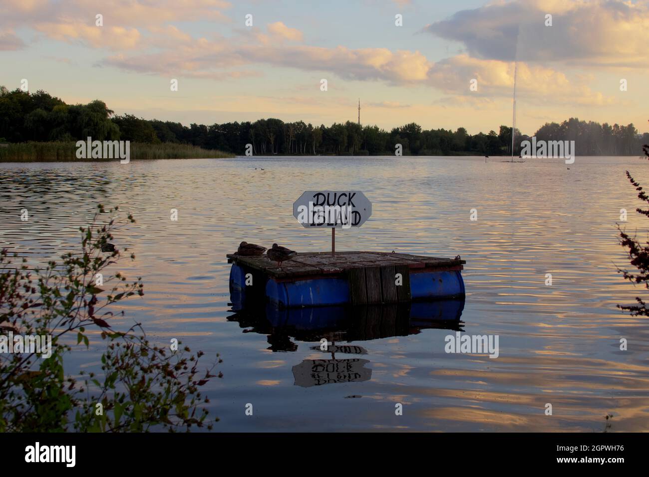 The duck hut hi-res stock photography and images - Alamy