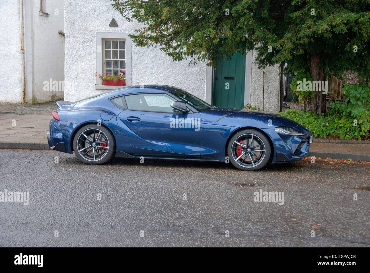 Toyota supra side view hi-res stock photography and images - Alamy