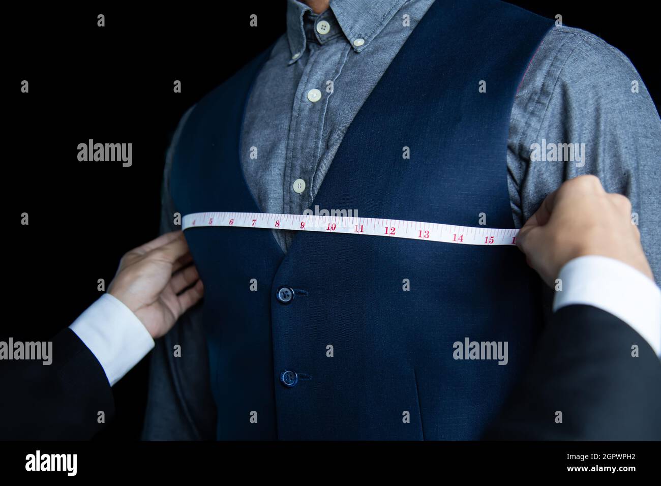Chest width hi-res stock photography and images - Alamy