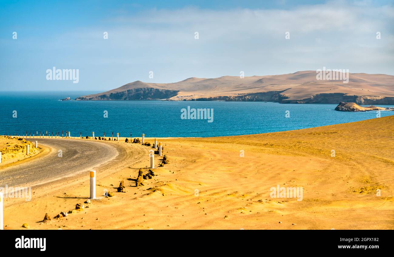 Landscape of Paracas National Reserve in Peru Stock Photo - Alamy