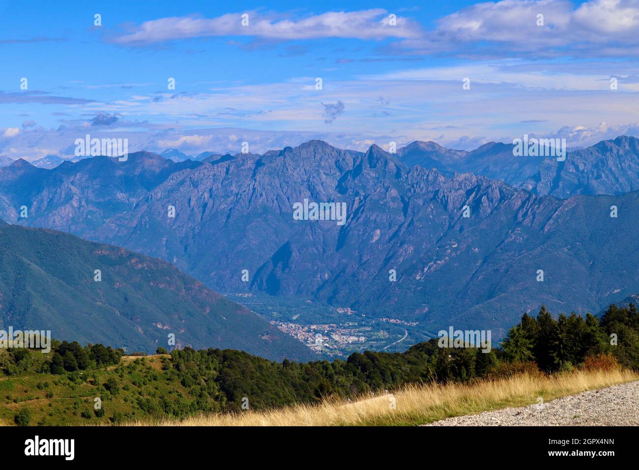 Monte mottarone hi-res stock photography and images - Alamy