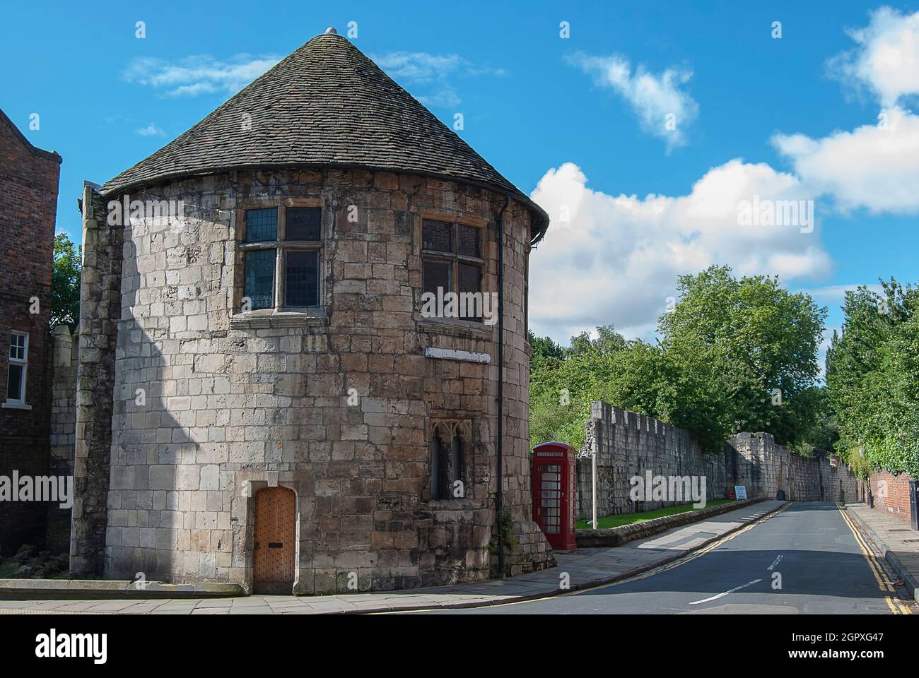 St marygate hi-res stock photography and images - Alamy