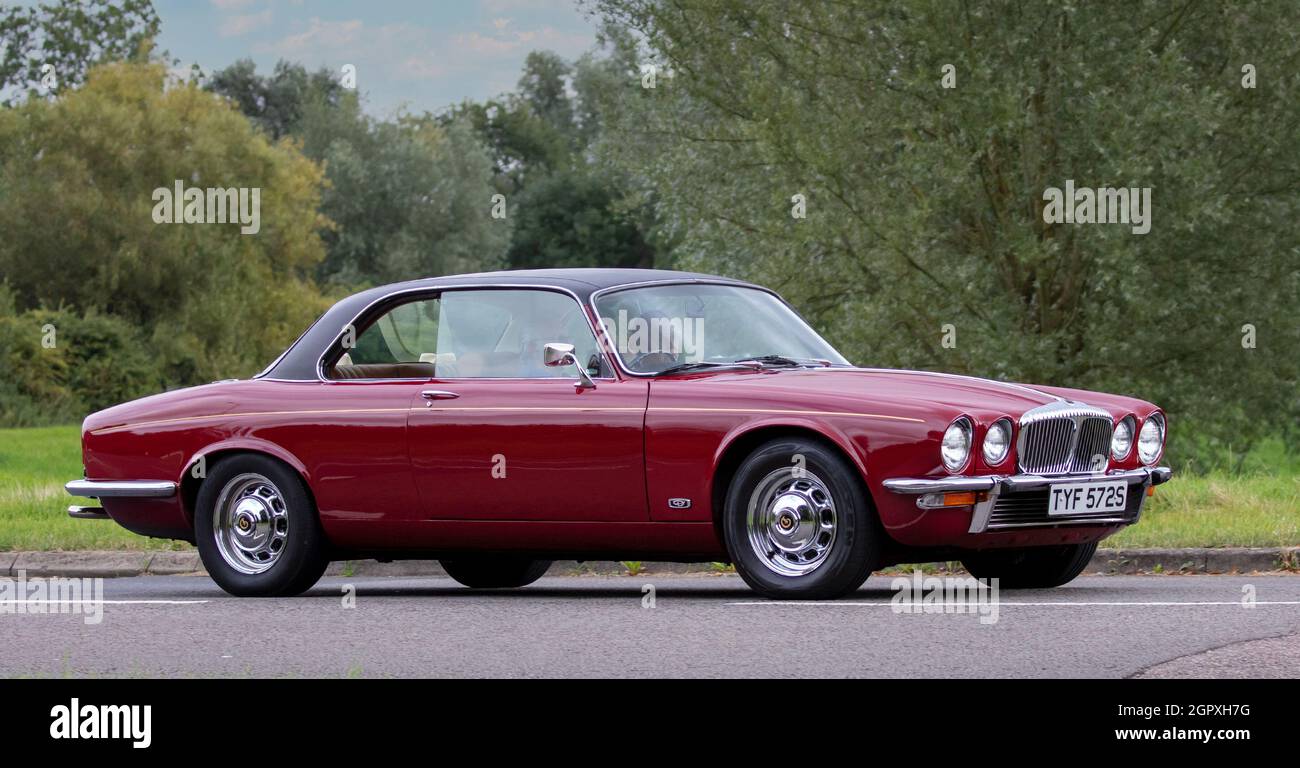 1977 Daimler Sovereign classic car Stock Photo - Alamy