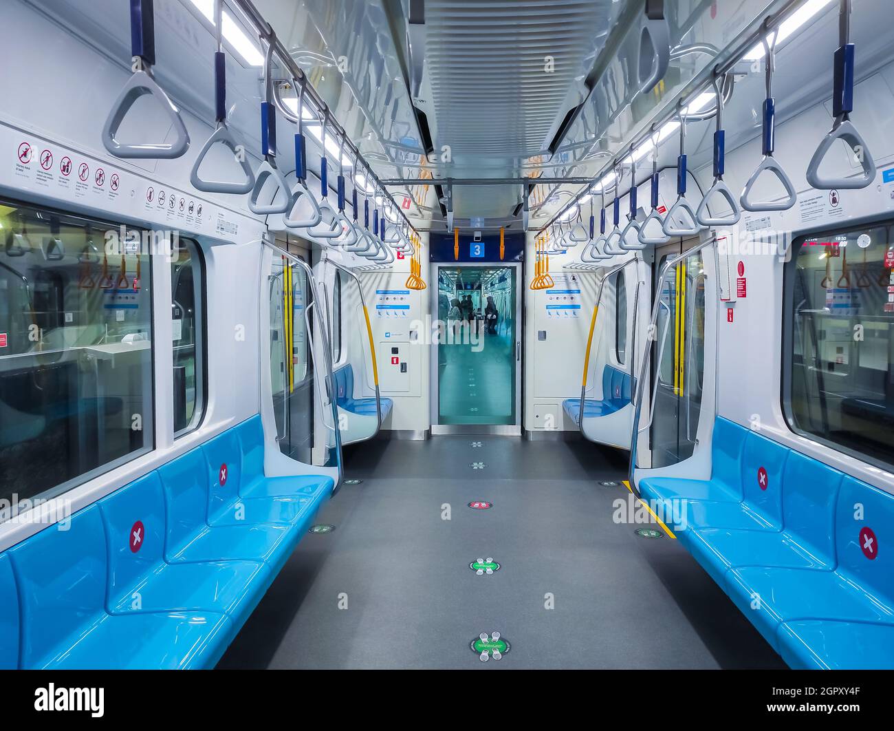 Jakarta people train hi-res stock photography and images - Alamy