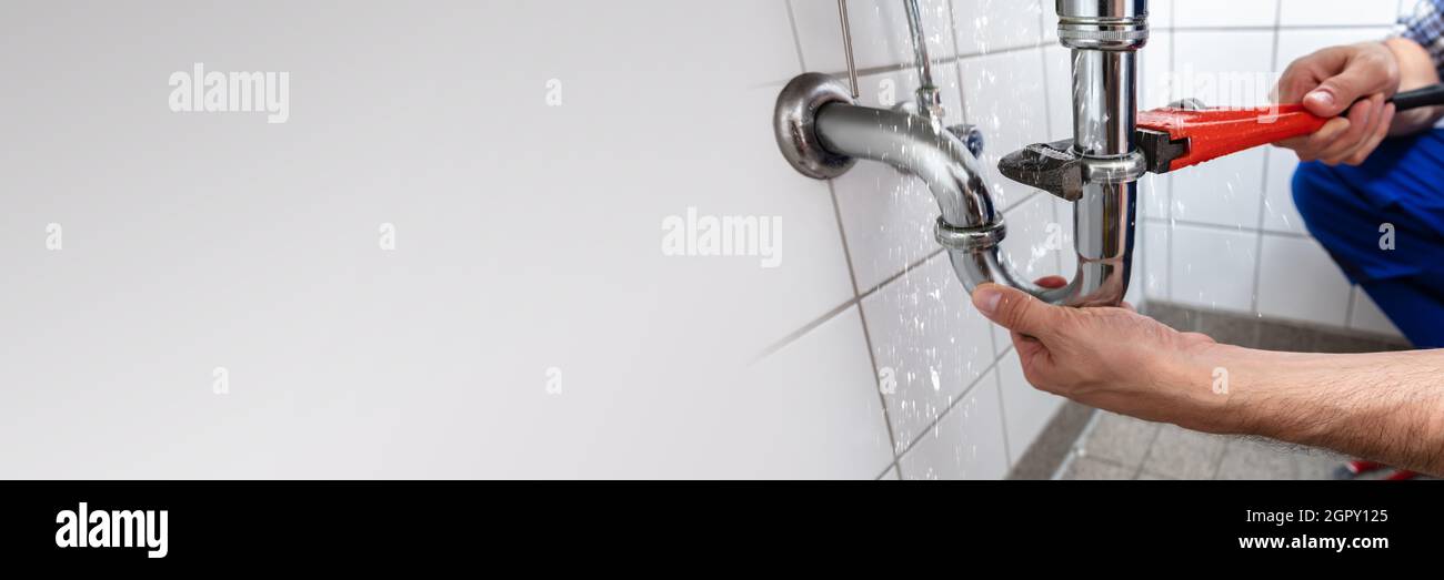 Pipe maintenance hi-res stock photography and images - Alamy