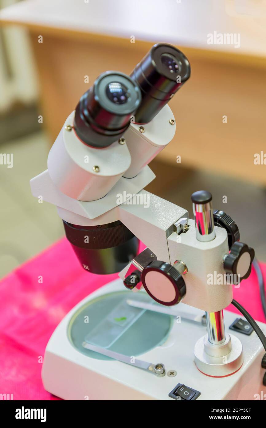 Optical analysis hi-res stock photography and images - Alamy