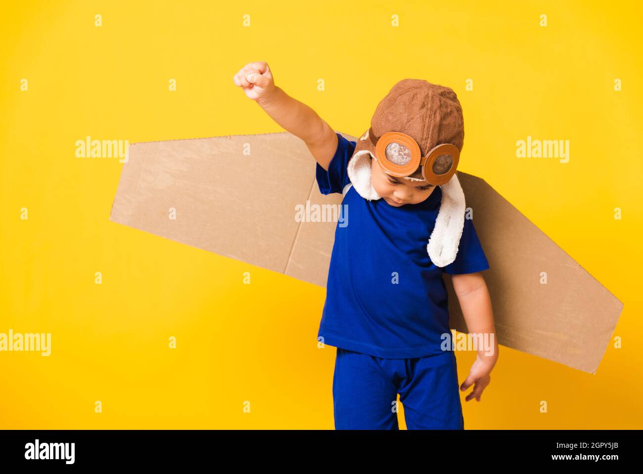 Airplane goggles hi-res stock photography and images - Alamy