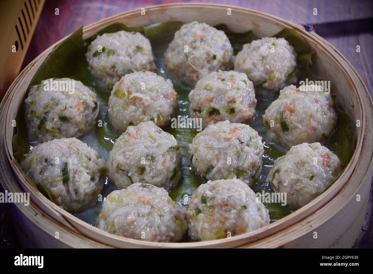 Cage dim sum hi-res stock photography and images - Alamy