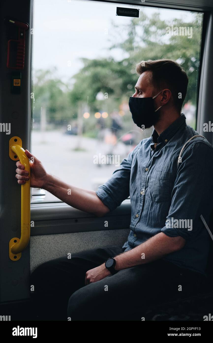 Berlin bus commuter hi-res stock photography and images - Alamy