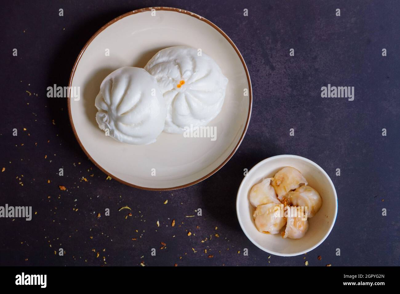 Chinese custard buns hi-res stock photography and images - Alamy