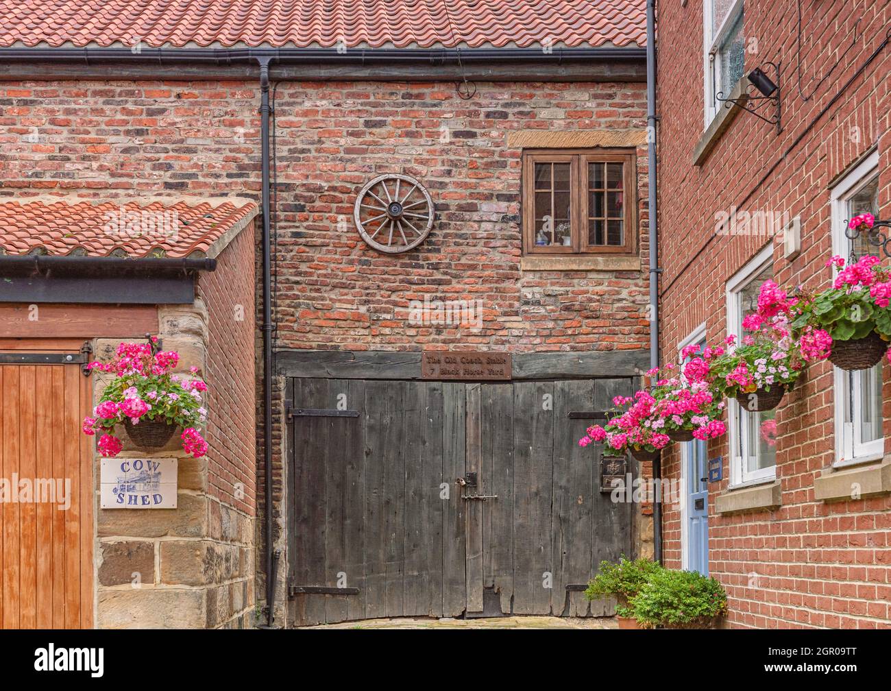 Colourful stable doors hi-res stock photography and images - Alamy